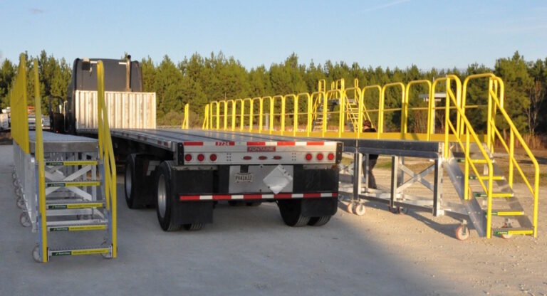 Three Reasons Flatbed Fall Protection Is for You - SafeRack