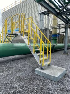 Crossover Stairs - SafeRack